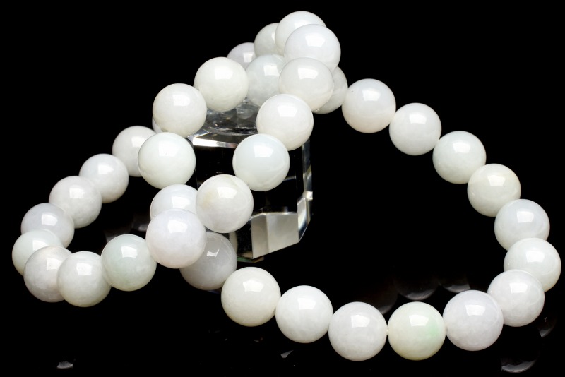 AAミャンマー産 ビルマ翡翠(硬玉ジェダイト) 8mm ブレスレット 1個売り_RB25-8 株式会社 SEKIKON | 卸売・ 問屋・仕入れの専門サイト【NETSEA】