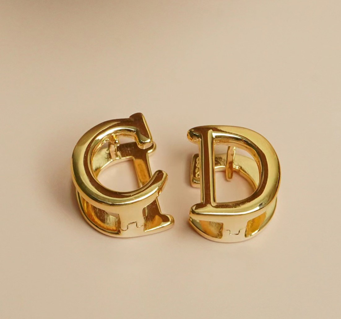 D字アンバランスルーフピアス | 卸売・ 問屋・仕入れの専門サイト【NETSEA】