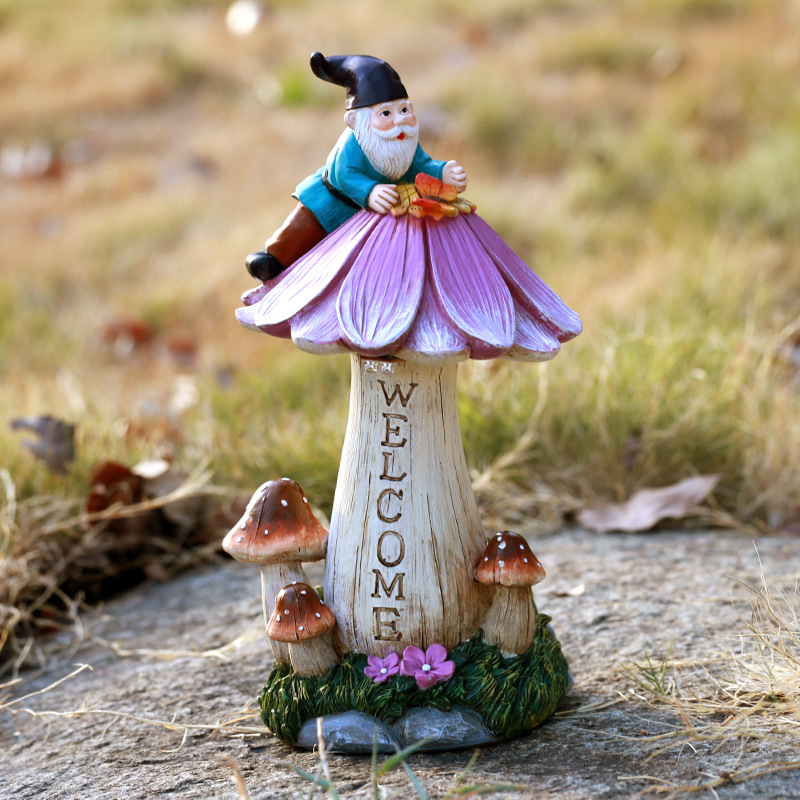 ソーラー キノコ ライト 屋外防水 庭園の装飾 ガーデンライト 室内装飾 樹脂工芸品 ソーラーライト MUGI 優品 問屋・仕入れ・卸・卸売の専門【仕入れならNETSEA】