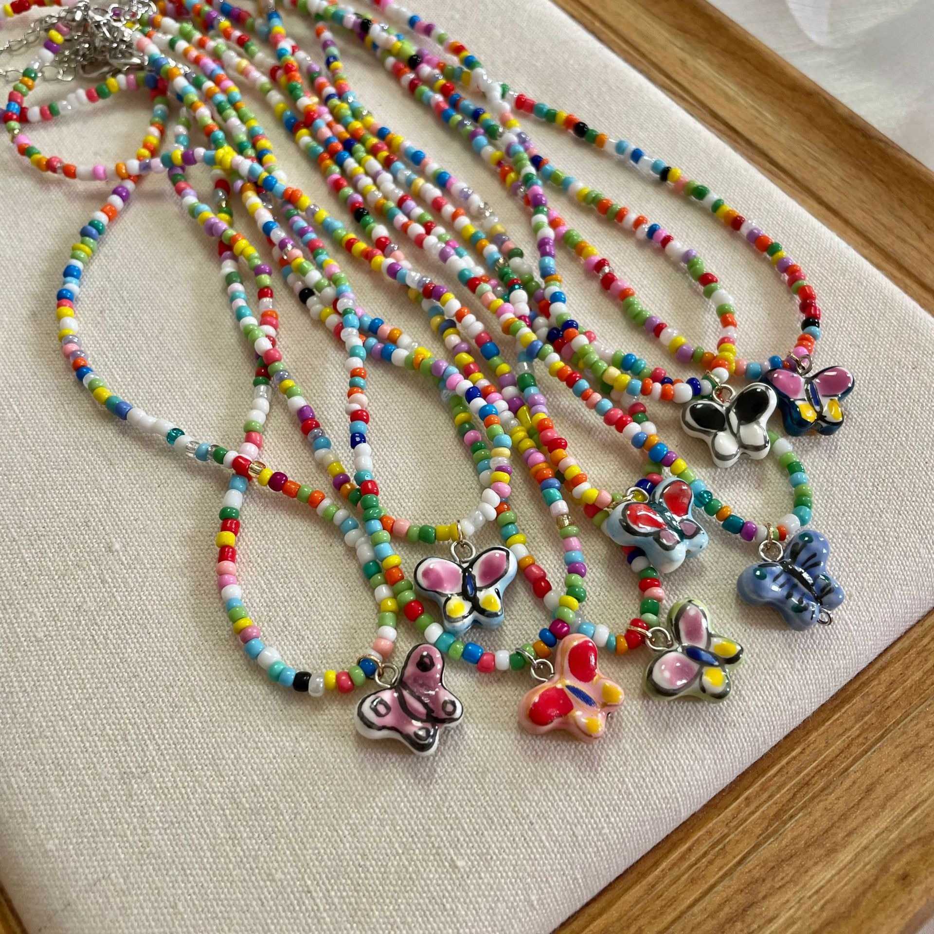 セラミックビーズのネックレス 蝶の鎖骨チェーン ファッションアクセサリー アクセサリー MUGI 優品 | 卸売・ 問屋・仕入れの専門サイト【NETSEA】