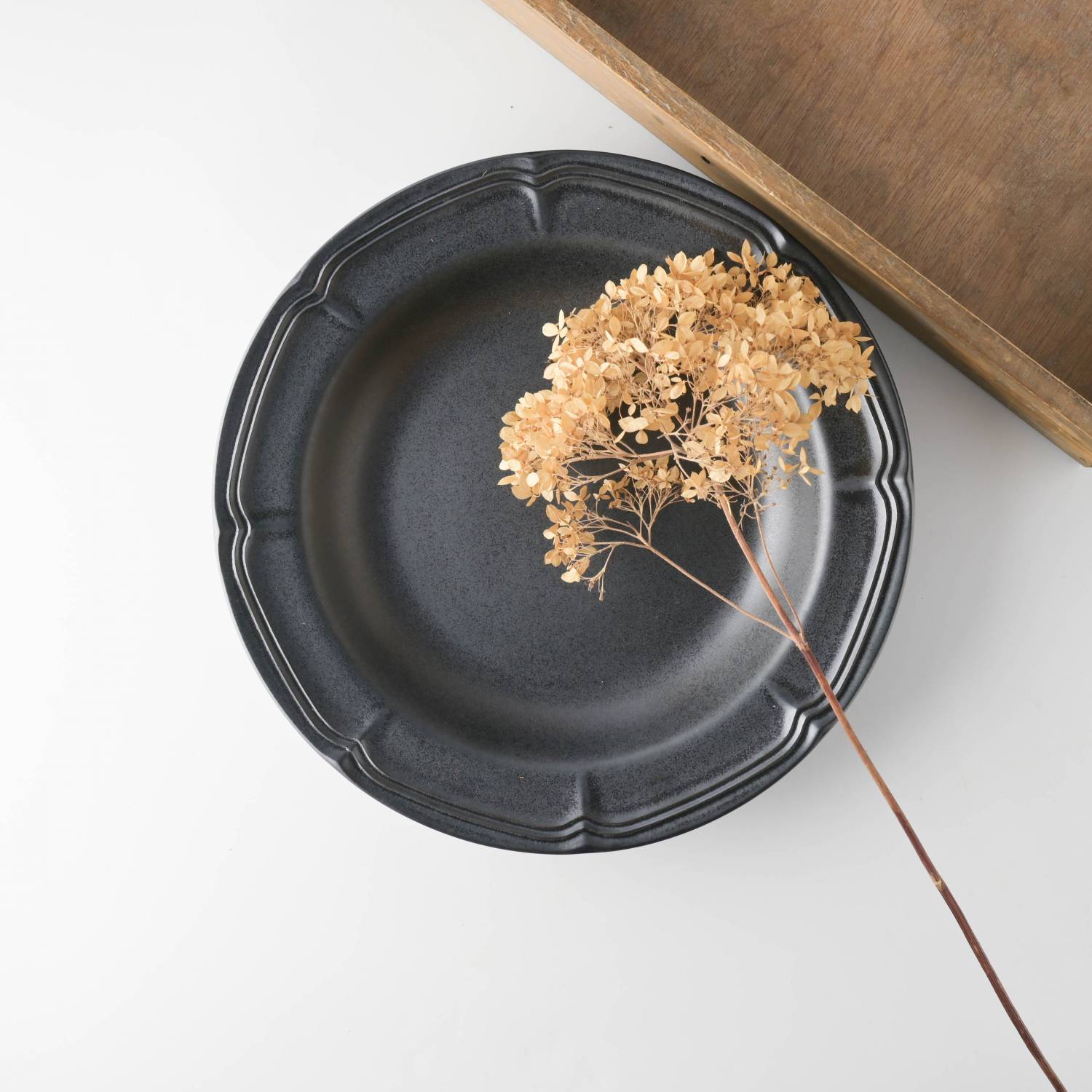 【特価品】ラフィネ ラバブラック 25.5cmパスタボウル[B品][美濃焼] | 卸売・ 問屋・仕入れの専門サイト【NETSEA】