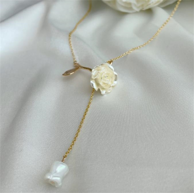 2023新年大感謝祭!早い者勝ち ネックレス バラの首鎖 ペンダント ツバキの花 鎖骨鎖 夏 新品 洗練された | 卸売・ 問屋・仕入れの専門サイト【NETSEA】