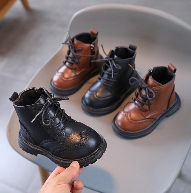 「2023秋」靴★子供靴★キッズ靴★シューズ★男女兼用★ショートブーツ★2色「21-30＃」 株式会社 コスモス 問屋・仕入れ・卸・卸売の専門【仕入れならNETSEA】