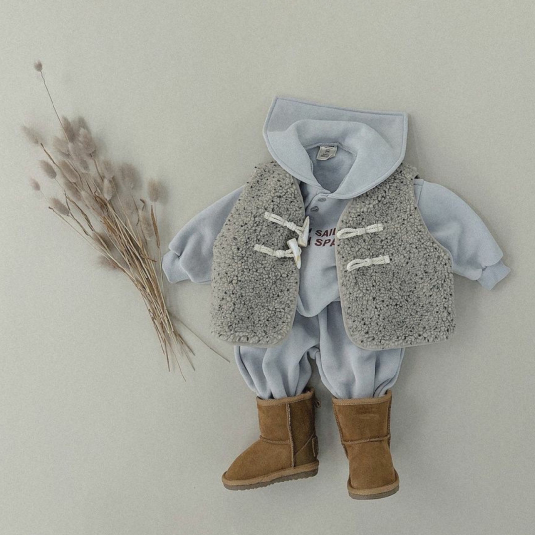 ★Girls&Boys★ 子供ベスト 80~120cm ボアチョッキ 韓国キッズファッション 株式会社 C2Jジャパン 問屋・仕入れ・卸・卸売の専門【仕入れならNETSEA】