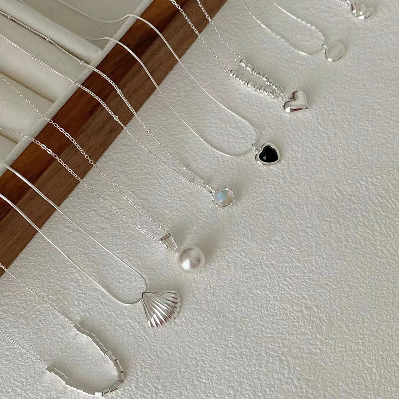 ★Heart★ ミニハートネックレス フェミニン デイリーコーデ 韓国東大門アクセサリー 株式会社 C2Jジャパン | 卸売・ 問屋・仕入れの専門サイト【NETSEA】