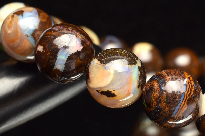 【1点物】遊色たっぷり！ ボルダーオパール 9.5mm ブレスレット _L2083 株式会社 SEKIKON 問屋・仕入れ・卸・卸売の専門【仕入れならNETSEA】