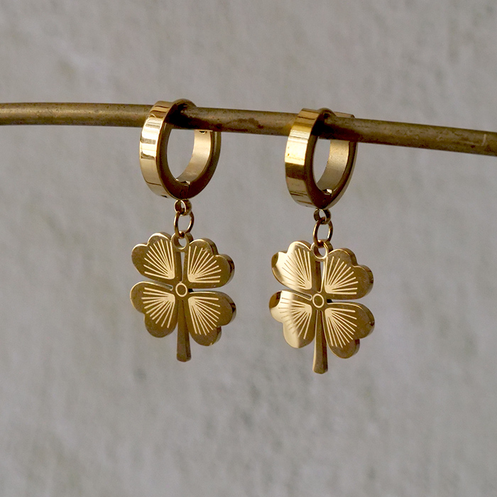 【金属アレルギー対応】 134-G. メタル クローバー ゴールド フープピアス 1ペア 国内発送 ステンレス | 卸売・ 問屋・仕入れの専門サイト【NETSEA】