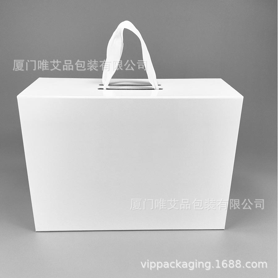 大型リュック対応 ギフトボックス 折りたたみ ホワイト 38×28×13.5cm | 卸売・ 問屋・仕入れの専門サイト【NETSEA】