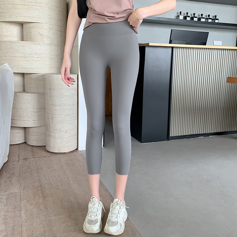 709 シームレス 薄手 5分～9分丈 レギンス クリーミーグレー 7分丈 S | 卸売・ 問屋・仕入れの専門サイト【NETSEA】